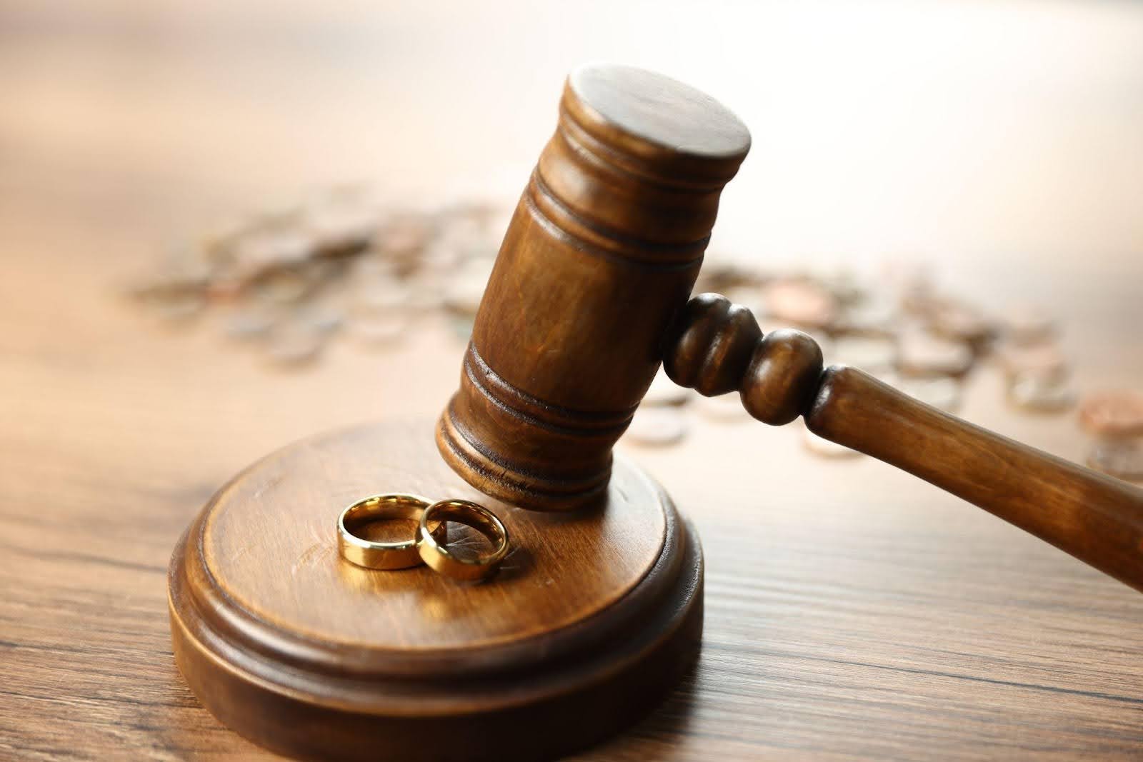 Budgeting for Divorce in Utah | Burton Family Attorneys